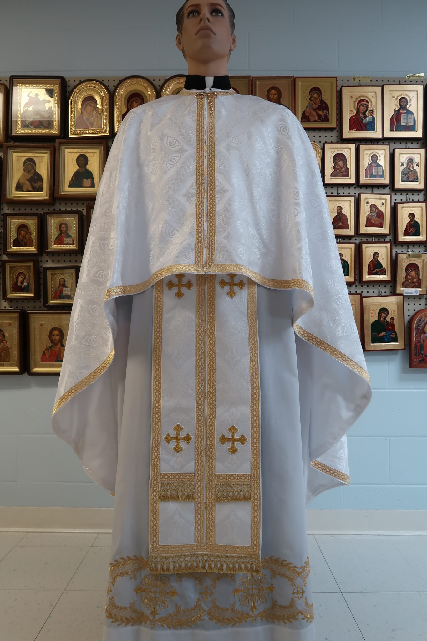 White Vestments Set – Byzantine Church Supplies