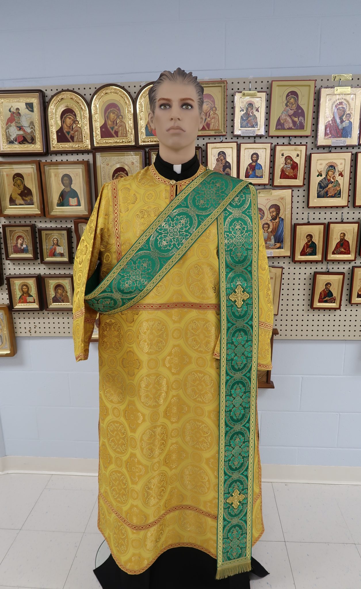 Deacon’s Green Orarion – Byzantine Church Supplies