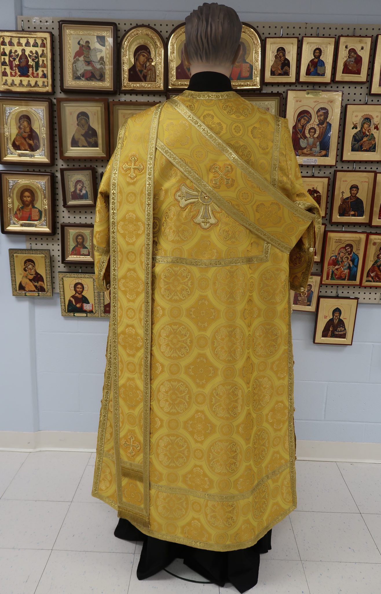 Gold/Gold Deacon Dalmatic Set – Byzantine Church Supplies