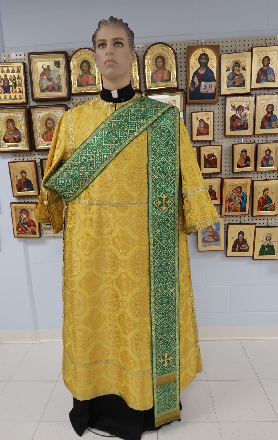 Deacon Vestments – Byzantine Church Supplies